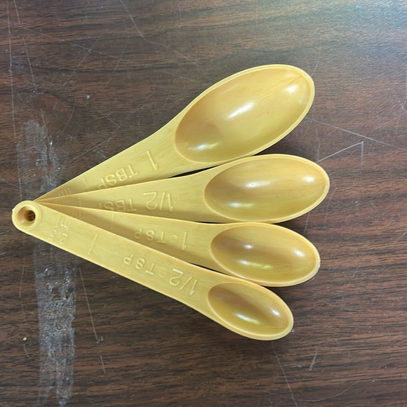 FOLEY | Kitchen | Vintage Foley Plastic Measuring Spoon Set Of 4nesting ...
